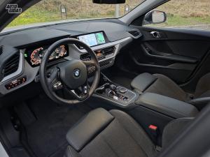 Balts BMW 118 2021 Kauņa, ar dzinēja tilpumu 2.00 L un nobraukumu 160 tūkst. km par 13950 €, foto 13 vietnē AUTOMOTO.COM.LV