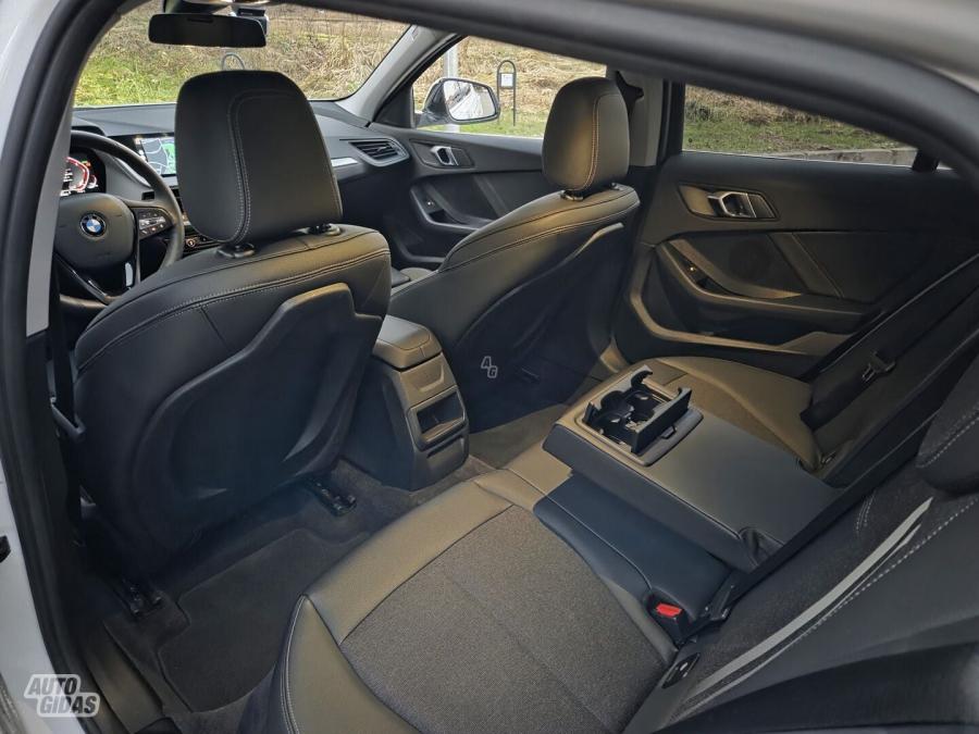 Balts BMW 118 2021 Kauņa, ar dzinēja tilpumu 2.00 L un nobraukumu 160 tūkst. km par 13950 €, foto 14 vietnē AUTOMOTO.COM.LV