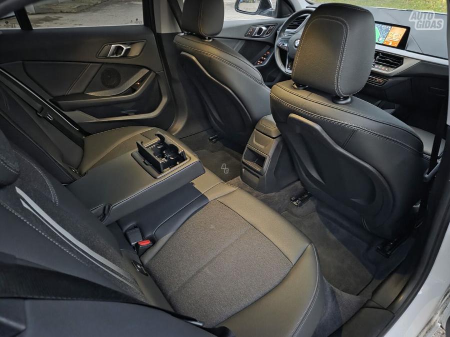 Balts BMW 118 2021 Kauņa, ar dzinēja tilpumu 2.00 L un nobraukumu 160 tūkst. km par 13950 €, foto 15 vietnē AUTOMOTO.COM.LV