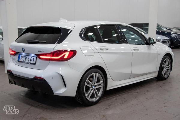 Balts BMW 118 2022 Kauņa, ar dzinēja tilpumu 0.00 L un nobraukumu 84 tūkst. km par 24383 €, foto 4 vietnē AUTOMOTO.COM.LV