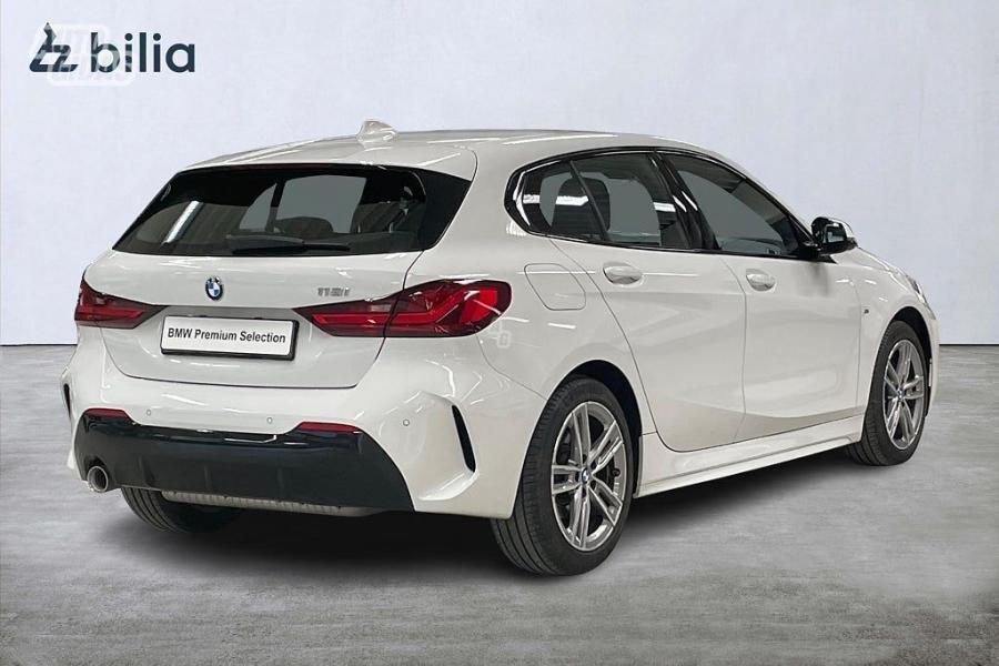 Balts BMW 118 2023 Kauņa, ar dzinēja tilpumu 0.00 L un nobraukumu 26 tūkst. km par 30292 €, foto 16 vietnē AUTOMOTO.COM.LV