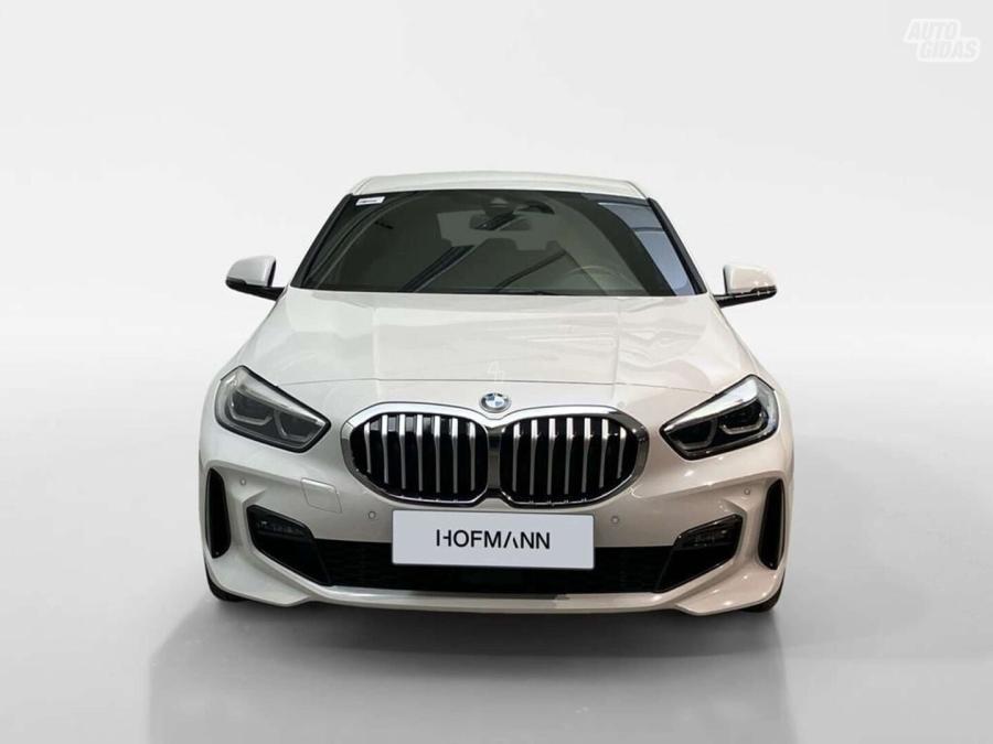 Balts BMW 118 2020 Kauņa, ar dzinēja tilpumu 1.50 L un nobraukumu 83 tūkst. km par 23678 €, foto 2 vietnē AUTOMOTO.COM.LV