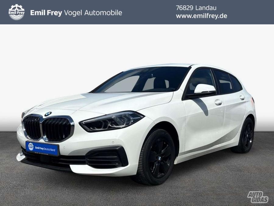 White BMW 118 2021 in Kaunas, with an engine capacity of 1.50 L and mileage of 38 thousand km for 22390 €, photo 1 on AUTOMOTO.COM.LV