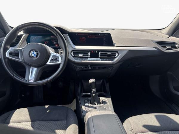 Balts BMW 118 2021 Kauņa, ar dzinēja tilpumu 1.50 L un nobraukumu 38 tūkst. km par 24450 €, foto 9 vietnē AUTOMOTO.COM.LV