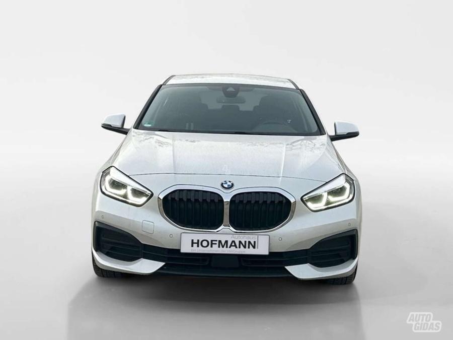 White BMW 118 2022 in Kaunas, with an engine capacity of 1.50 L and mileage of 35 thousand km for 27867 €, photo 4 on AUTOMOTO.COM.LV