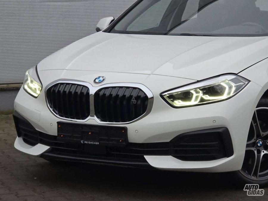 Balts BMW 118 2022 Kauņa, ar dzinēja tilpumu 1.50 L un nobraukumu 52 tūkst. km par 21594 €, foto 3 vietnē AUTOMOTO.COM.LV