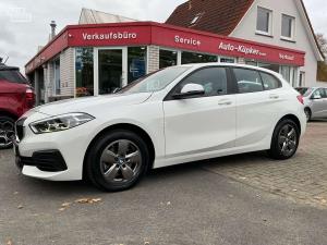 Balts BMW 118 2022 Kauņa, ar dzinēja tilpumu 1.50 L un nobraukumu 76 tūkst. km par 22390 €, foto 2 vietnē AUTOMOTO.COM.LV