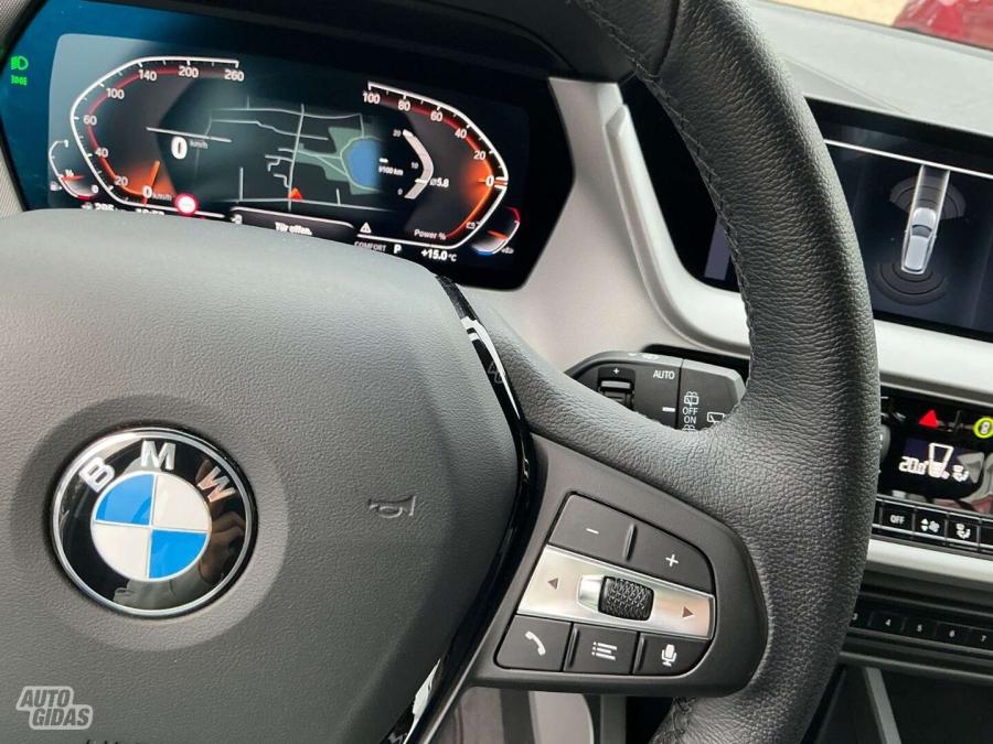 Balts BMW 118 2022 Kauņa, ar dzinēja tilpumu 1.50 L un nobraukumu 76 tūkst. km par 22390 €, foto 23 vietnē AUTOMOTO.COM.LV