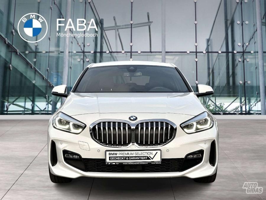White BMW 118 2022 in Kaunas, with an engine capacity of 1.50 L and mileage of 36 thousand km for 27972 €, photo 3 on AUTOMOTO.COM.LV