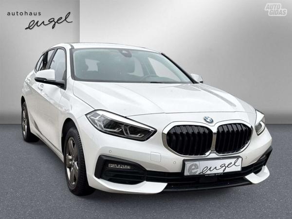 White BMW 118 2023 in Kaunas, with an engine capacity of 1.50 L and mileage of 77 thousand km for 22780 €, photo 3 on AUTOMOTO.COM.LV