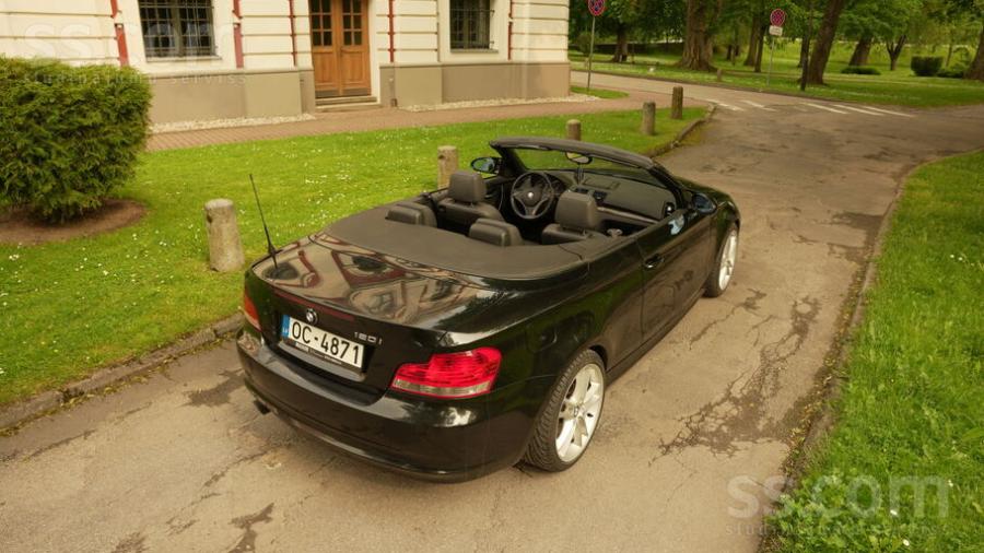 Black BMW 120 2008 in Jelgava, with an engine capacity of 2.00 L and mileage of 259 thousand km for 9000 €, photo 4 on AUTOMOTO.COM.LV