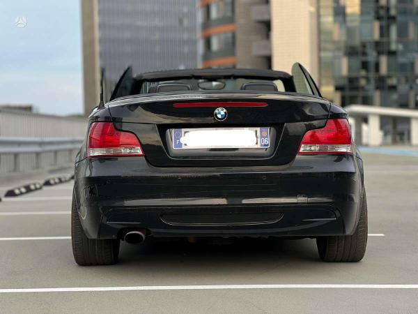 Black BMW 120 2008 in Vilnius, with an engine capacity of 2.00 L and mileage of 160 thousand km for 6400 €, photo 8 on AUTOMOTO.COM.LV