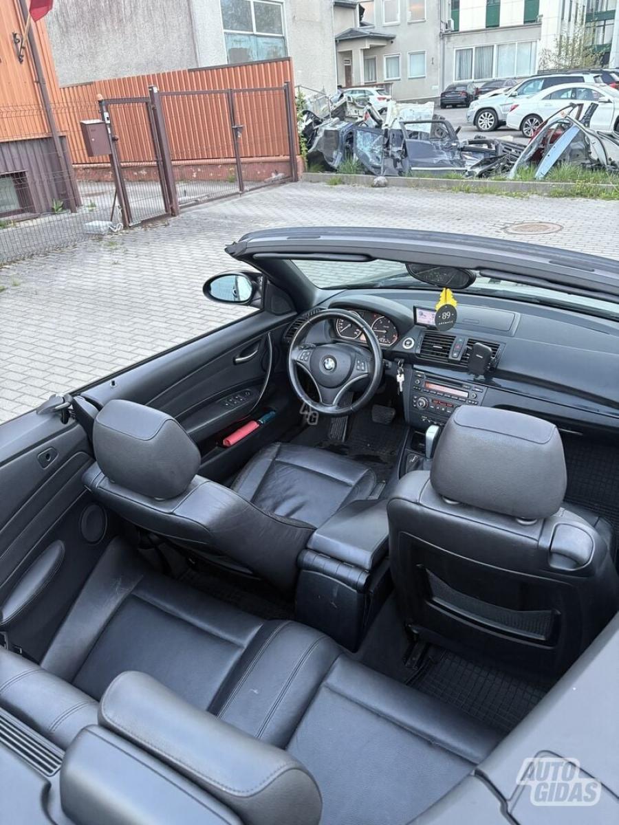 Black BMW 120 2008 in Klaipeda, with an engine capacity of 2.00 L and mileage of 272 thousand km for 5850 €, photo 14 on AUTOMOTO.COM.LV
