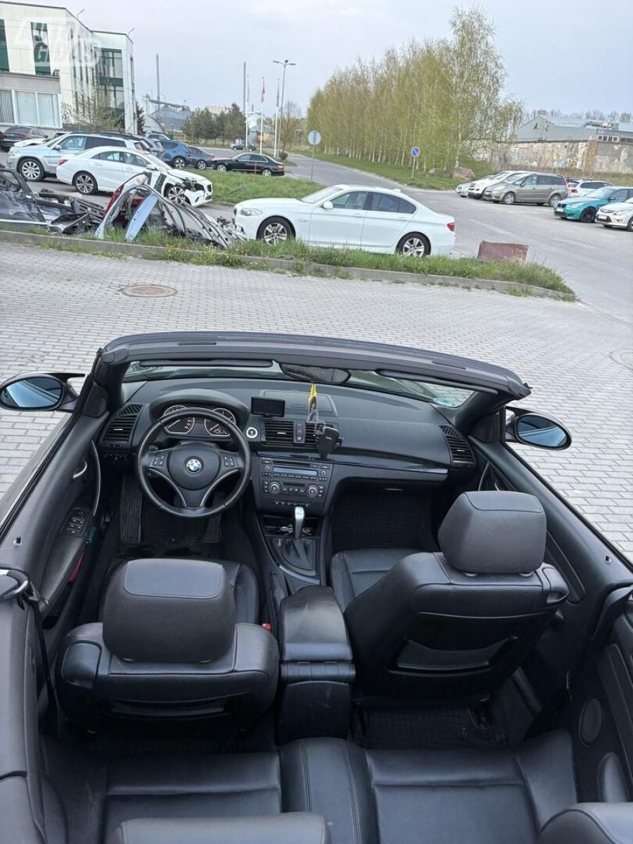 Black BMW 120 2008 in Klaipeda, with an engine capacity of 2.00 L and mileage of 272 thousand km for 5850 €, photo 19 on AUTOMOTO.COM.LV