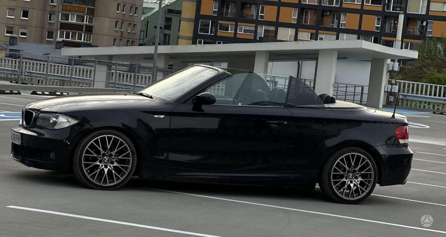 Black BMW 120 2008 in Vilnius, with an engine capacity of 2.00 L and mileage of 160 thousand km for 6250 €, photo 11 on AUTOMOTO.COM.LV