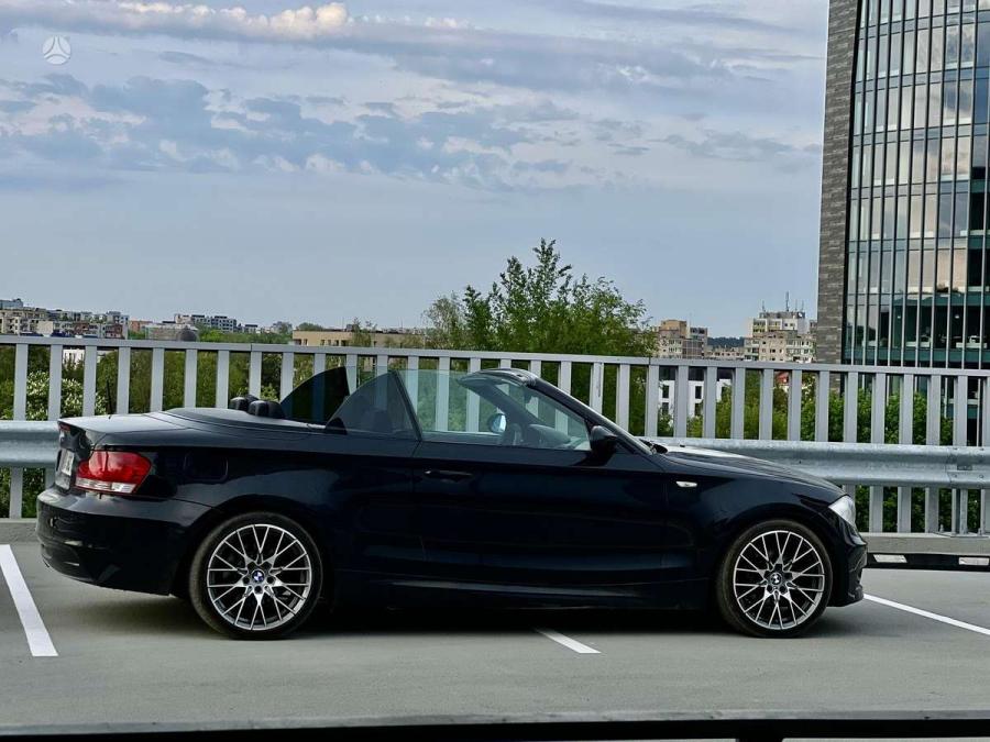 Black BMW 120 2008 in Vilnius, with an engine capacity of 2.00 L and mileage of 160 thousand km for 6250 €, photo 17 on AUTOMOTO.COM.LV