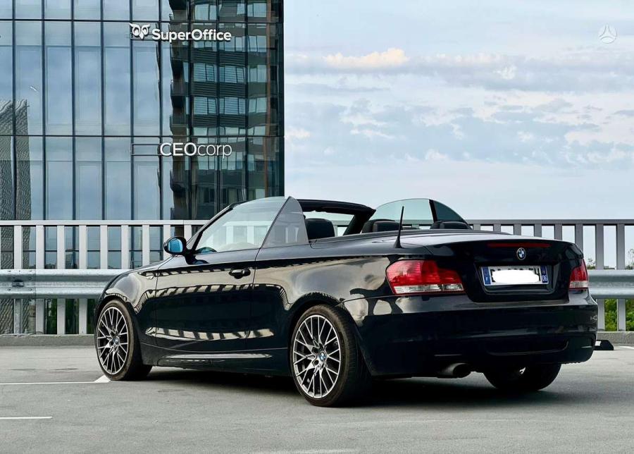 Black BMW 120 2008 in Vilnius, with an engine capacity of 2.00 L and mileage of 160 thousand km for 6250 €, photo 25 on AUTOMOTO.COM.LV