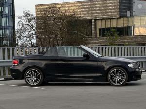 Black BMW 120 2008 in Vilnius, with an engine capacity of 2.00 L and mileage of 160 thousand km for 6250 €, photo 34 on AUTOMOTO.COM.LV