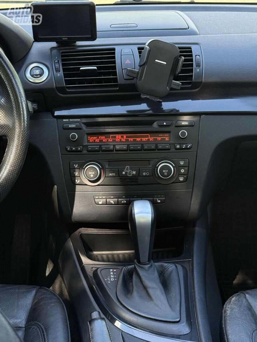 Melns BMW 120 2008 Klaipėda, ar dzinēja tilpumu 2.00 L un nobraukumu 277 tūkst. km par 5850 €, foto 27 vietnē AUTOMOTO.COM.LV