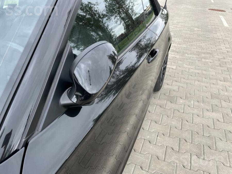 Melns BMW 120 2009 Jelgava, ar dzinēja tilpumu 2.00 L un nobraukumu 201 tūkst. km par 7500 €, foto 11 vietnē AUTOMOTO.COM.LV