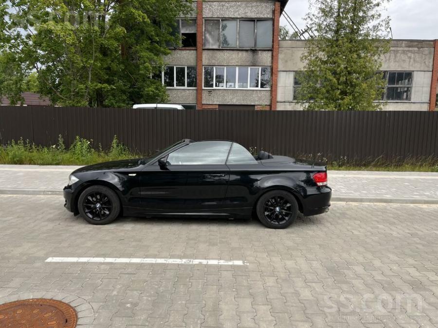 Melns BMW 120 2009 Jelgava, ar dzinēja tilpumu 2.00 L un nobraukumu 201 tūkst. km par 7500 €, foto 20 vietnē AUTOMOTO.COM.LV