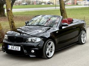 Black BMW 120 2009 in Kaunas, with an engine capacity of 2.00 L and mileage of 253 thousand km for 6500 €, photo 3 on AUTOMOTO.COM.LV