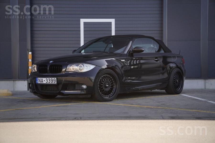 Black BMW 120 2009 in Riga, with an engine capacity of 2.00 L and mileage of 224 thousand km for 7250 €, photo 1 on AUTOMOTO.COM.LV