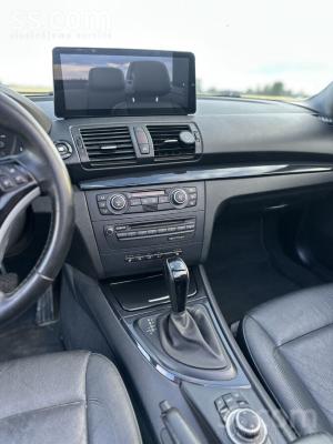 Melns BMW 120 2009 Bauska, ar dzinēja tilpumu 2.00 L un nobraukumu 270 tūkst. km par 5700 €, foto 15 vietnē AUTOMOTO.COM.LV