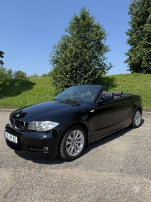Melns BMW 120 2009 Kauņa, ar dzinēja tilpumu 2.00 L un nobraukumu 182 tūkst. km par 3750 €, foto  vietnē AUTOMOTO.COM.LV