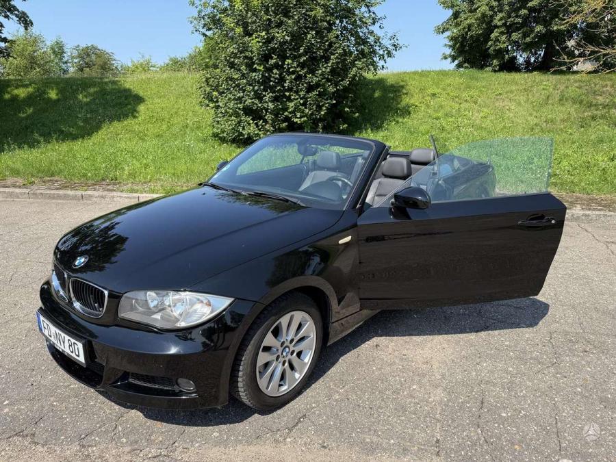 Black BMW 120 2009 in Kaunas, with an engine capacity of 2.00 L and mileage of 182 thousand km for 3750 €, photo 8 on AUTOMOTO.COM.LV