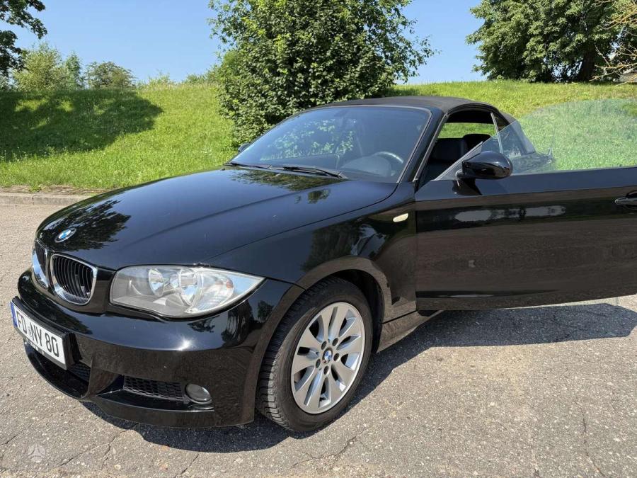 Black BMW 120 2009 in Kaunas, with an engine capacity of 2.00 L and mileage of 182 thousand km for 3750 €, photo 10 on AUTOMOTO.COM.LV