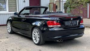 Black BMW 120 2009 in Ukmerge, with an engine capacity of 2.00 L and mileage of 201 thousand km for 3600 €, photo 6 on AUTOMOTO.COM.LV