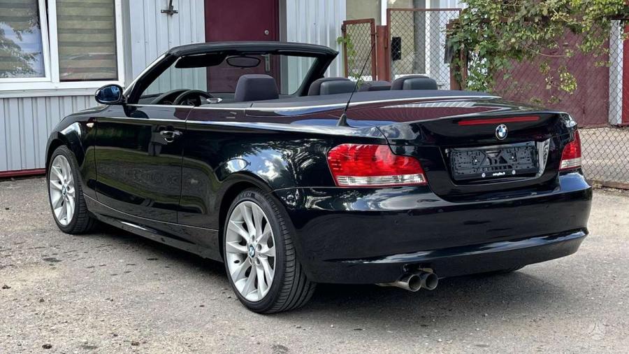 Black BMW 120 2009 in Ukmerge, with an engine capacity of 2.00 L and mileage of 201 thousand km for 3600 €, photo 6 on AUTOMOTO.COM.LV