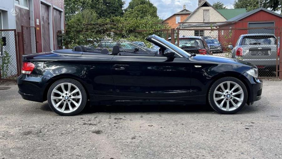 Black BMW 120 2009 in Ukmerge, with an engine capacity of 2.00 L and mileage of 201 thousand km for 3600 €, photo 7 on AUTOMOTO.COM.LV