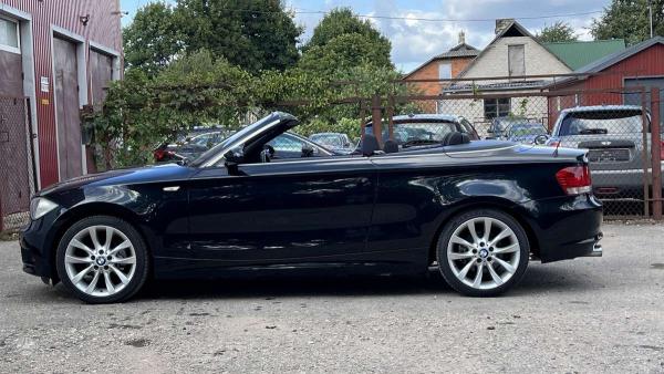 Black BMW 120 2009 in Ukmerge, with an engine capacity of 2.00 L and mileage of 201 thousand km for 3600 €, photo 8 on AUTOMOTO.COM.LV