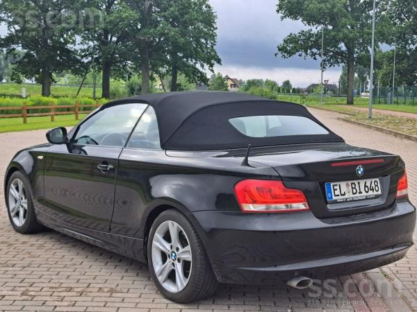 Black BMW 120 2012 in Valmiera, with an engine capacity of 2.00 L and mileage of 114 thousand km for 8000 €, photo 10 on AUTOMOTO.COM.LV