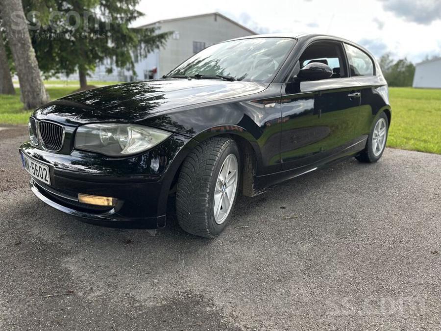 Melns BMW 120 2007 Rīga, ar dzinēja tilpumu 2.00 L un nobraukumu 160 tūkst. km par 3700 €, foto 1 vietnē AUTOMOTO.COM.LV