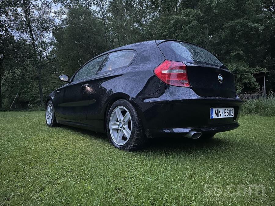 Melns BMW 120 2007 Rīga, ar dzinēja tilpumu 2.00 L un nobraukumu 160 tūkst. km par 3700 €, foto 10 vietnē AUTOMOTO.COM.LV