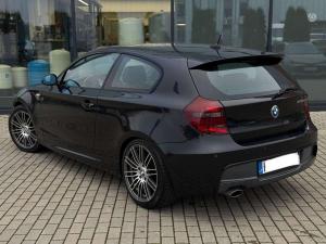Black BMW 120 2007 in Klaipeda, with an engine capacity of 2.00 L and mileage of 297 thousand km for 4950 €, photo 9 on AUTOMOTO.COM.LV