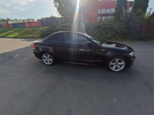 Black BMW 120 2007 in Kaunas, with an engine capacity of 2.00 L and mileage of 239 thousand km for 5900 €, photo 8 on AUTOMOTO.COM.LV