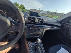 Black BMW 120 2007 in Kaunas, with an engine capacity of 2.00 L and mileage of 239 thousand km for 5900 €, photo 24 on AUTOMOTO.COM.LV