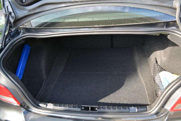 Melns BMW 120 2008 Viļņa, ar dzinēja tilpumu 2.00 L un nobraukumu 279 tūkst. km par 4800 €, foto 5 vietnē AUTOMOTO.COM.LV
