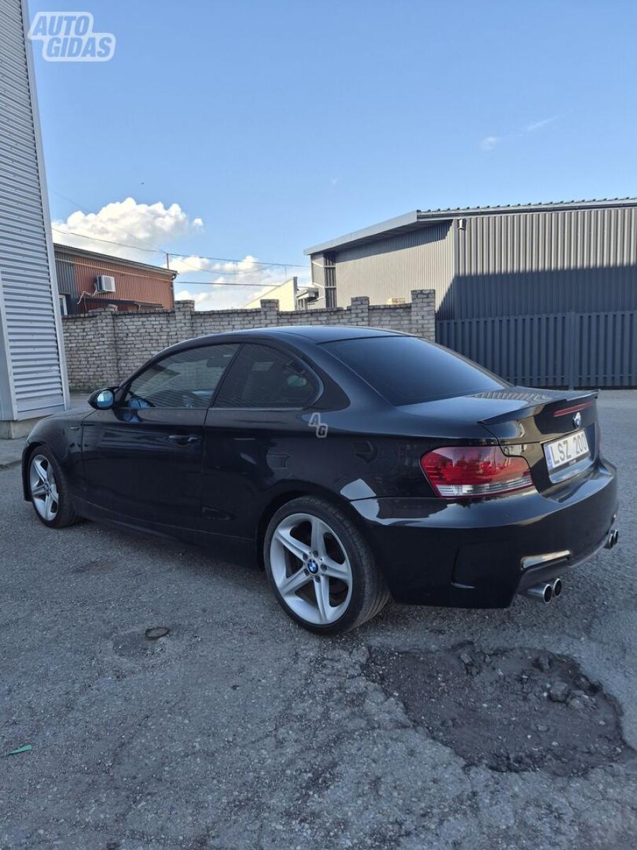 Melns BMW 120 2008 Šauļi, ar dzinēja tilpumu 2.00 L un nobraukumu 343 tūkst. km par 4250 €, foto 5 vietnē AUTOMOTO.COM.LV