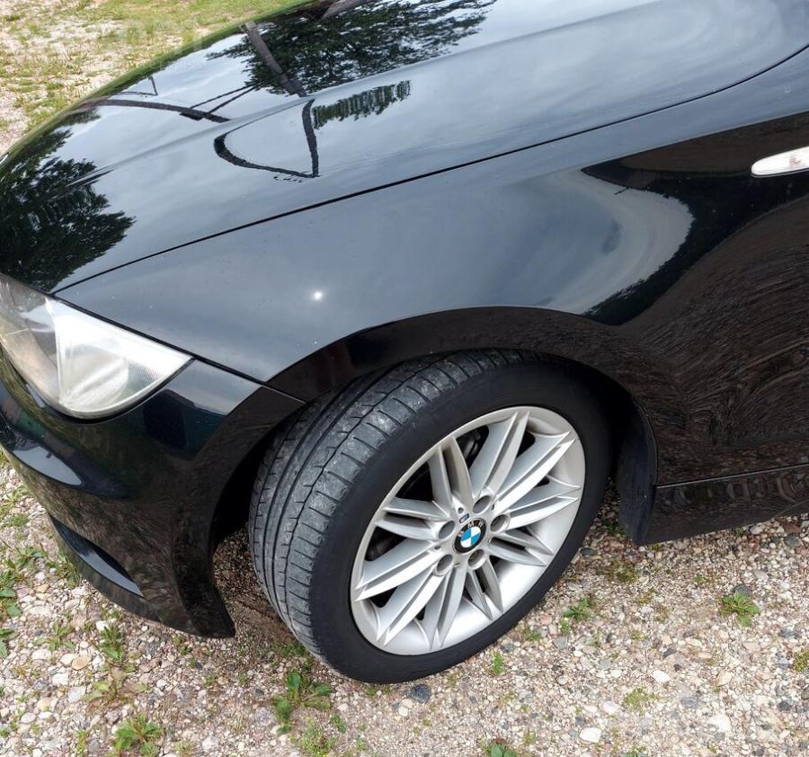 Melns BMW 120 2009 Rēzekne, ar dzinēja tilpumu 2.00 L un nobraukumu 290 tūkst. km par 7000 €, foto 4 vietnē AUTOMOTO.COM.LV