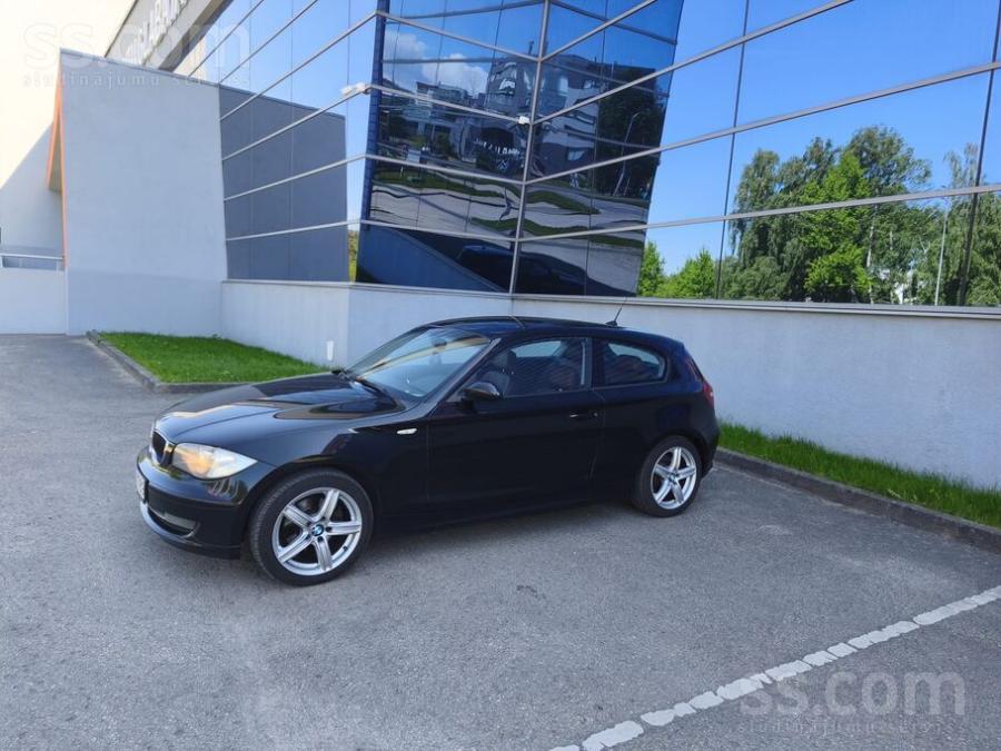 Melns BMW 120 2009 Rīga, ar dzinēja tilpumu 2.00 L un nobraukumu 217 tūkst. km par 3100 €, foto 13 vietnē AUTOMOTO.COM.LV
