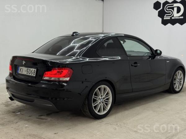 Melns BMW 120 2009 Rēzekne, ar dzinēja tilpumu 2.00 L un nobraukumu 290 tūkst. km par 7000 €, foto 5 vietnē AUTOMOTO.COM.LV