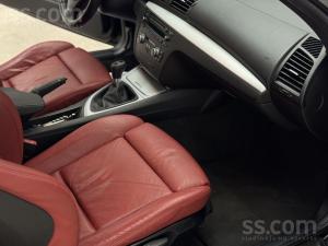 Black BMW 120 2009 in Rezekne, with an engine capacity of 2.00 L and mileage of 290 thousand km for 7000 €, photo 9 on AUTOMOTO.COM.LV