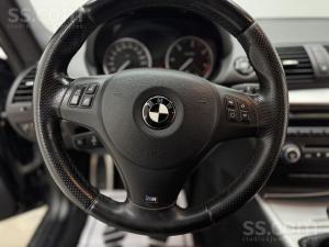 Black BMW 120 2009 in Rezekne, with an engine capacity of 2.00 L and mileage of 290 thousand km for 7000 €, photo 12 on AUTOMOTO.COM.LV