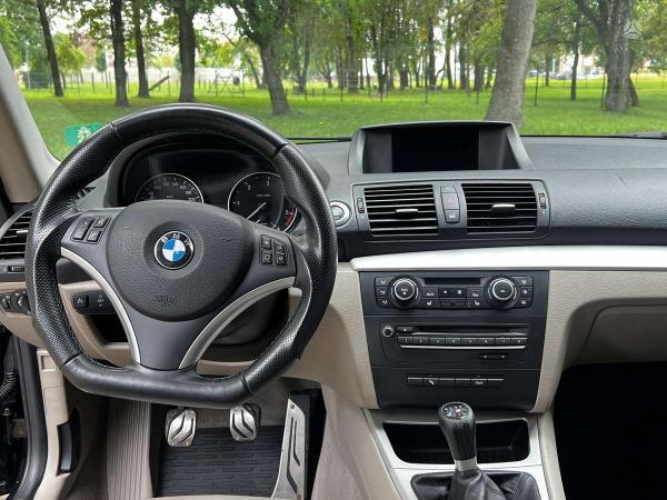 Black BMW 120 2009 in Prienai, with an engine capacity of 2.00 L and mileage of 246 thousand km for 5850 €, photo 7 on AUTOMOTO.COM.LV
