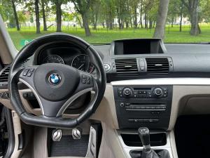 Melns BMW 120 2009 Prienai, ar dzinēja tilpumu 2.00 L un nobraukumu 246 tūkst. km par 5850 €, foto 7 vietnē AUTOMOTO.COM.LV